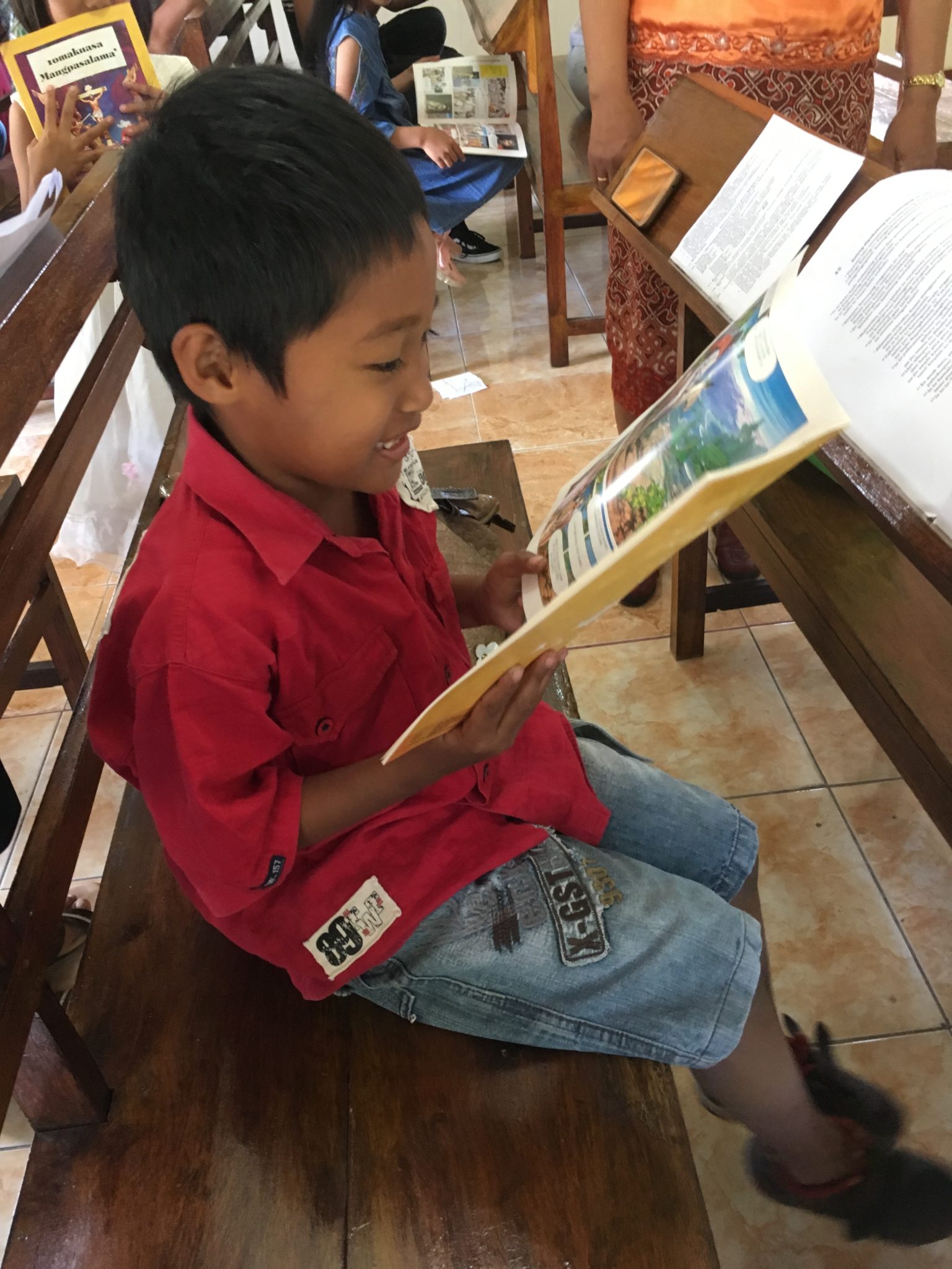 Raamatunkäännöstiimin jäsen Margareta: “Jumalan sana on kuin peili ...